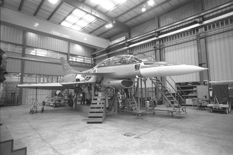 El breve vuelo del Lavi, el avión de combate Made in Israel