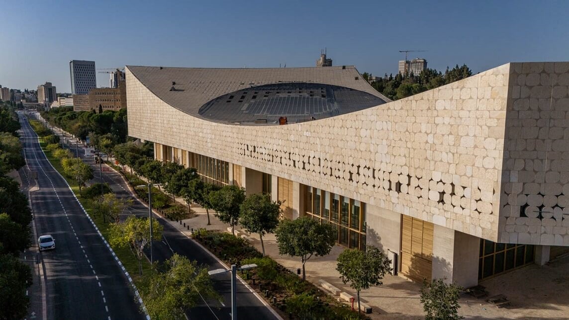 Desafiando al terror: abre la nueva Biblioteca Nacional de Israel